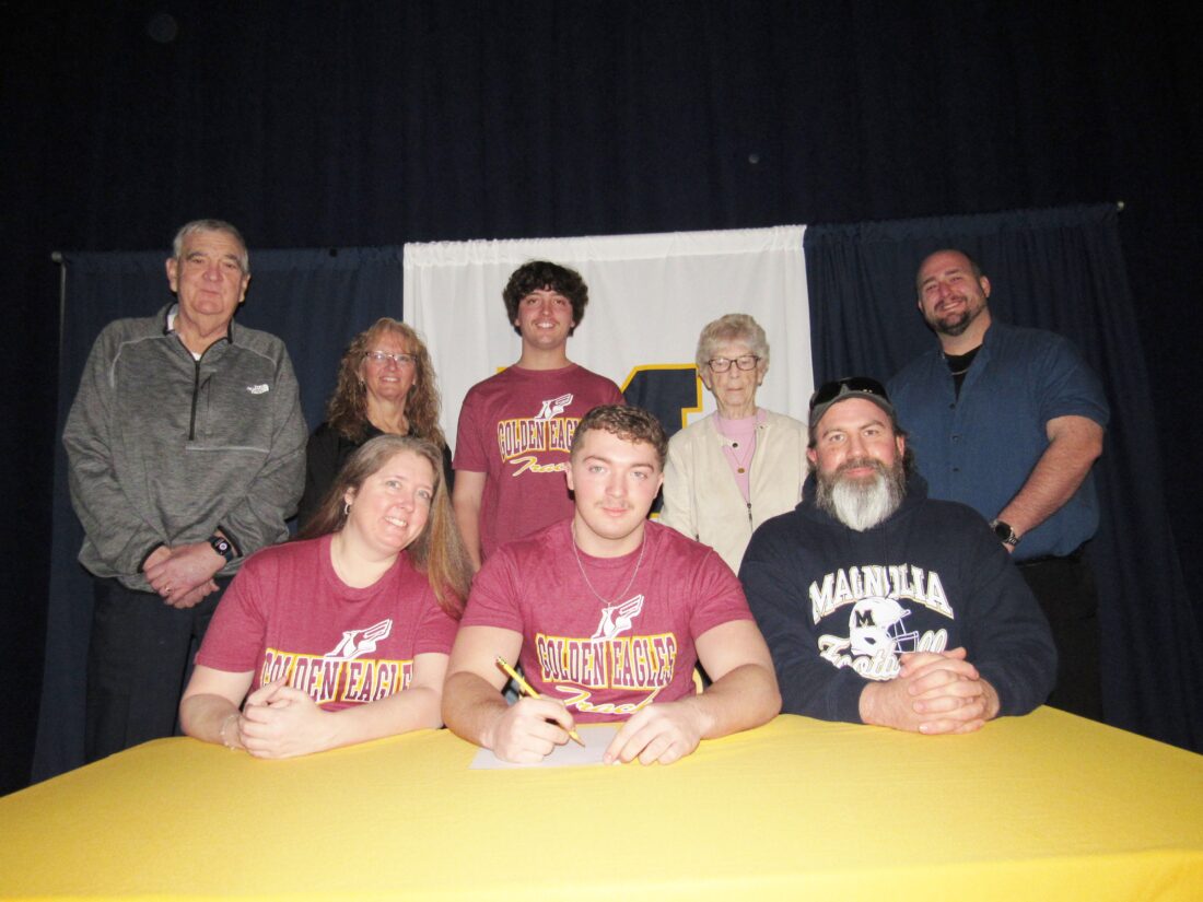 Magnolia Track Standout Signs to Join University of Charleston Track ...